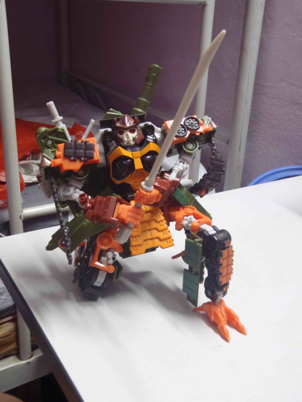 New Planet Cybertron: Transformers Review: ROTF Voyager-class Bludgeon