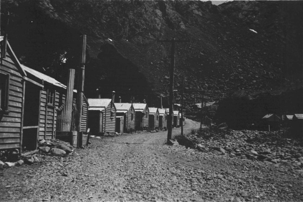 The Lothians: The Story of the Homer Tunnel Project - and of a Bedford ...