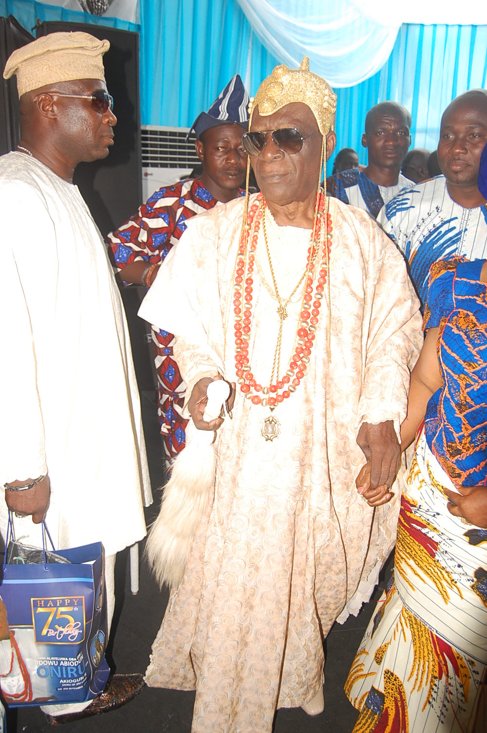 Chizy's Spyware: Stand Still In Lagos Island As Oba Oniru Celebrate ...