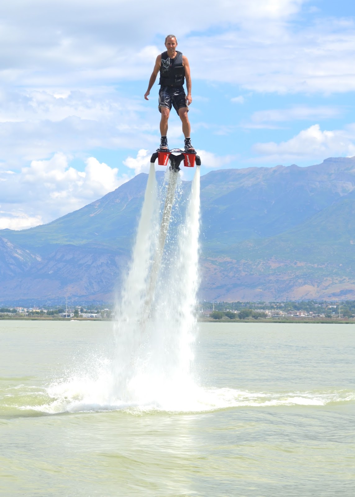 The Thatchers: Fly Boarding