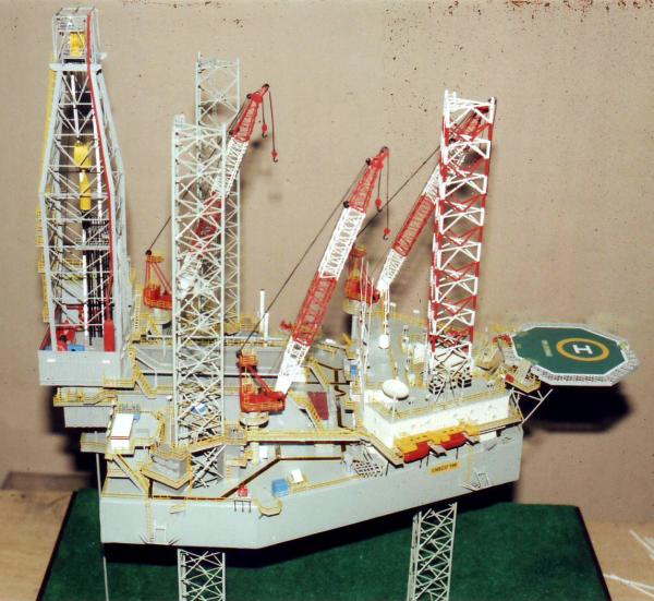 Offshore Oil Rig Models Ensco 108 | Manufacturing of scale ship models