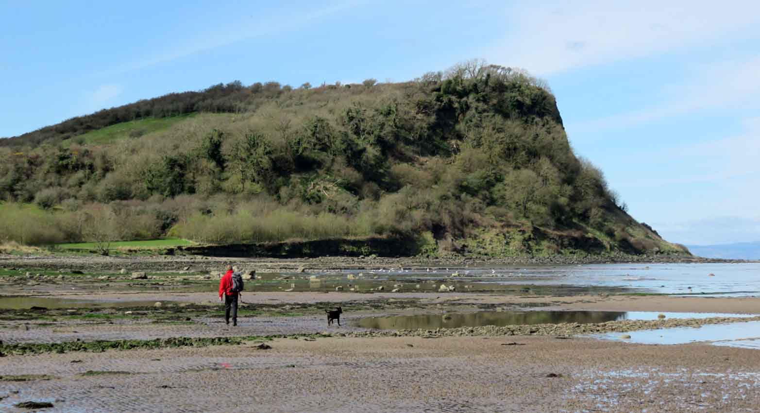 Alex and Bob`s Blue Sky Scotland: Ayrshire Coastal Path. Doonfoot to ...