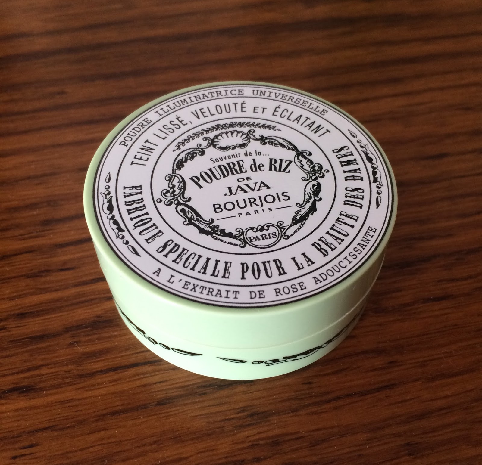 ...Ailleurs... : Jour 23 : Poudre de riz de Java - Bourjois