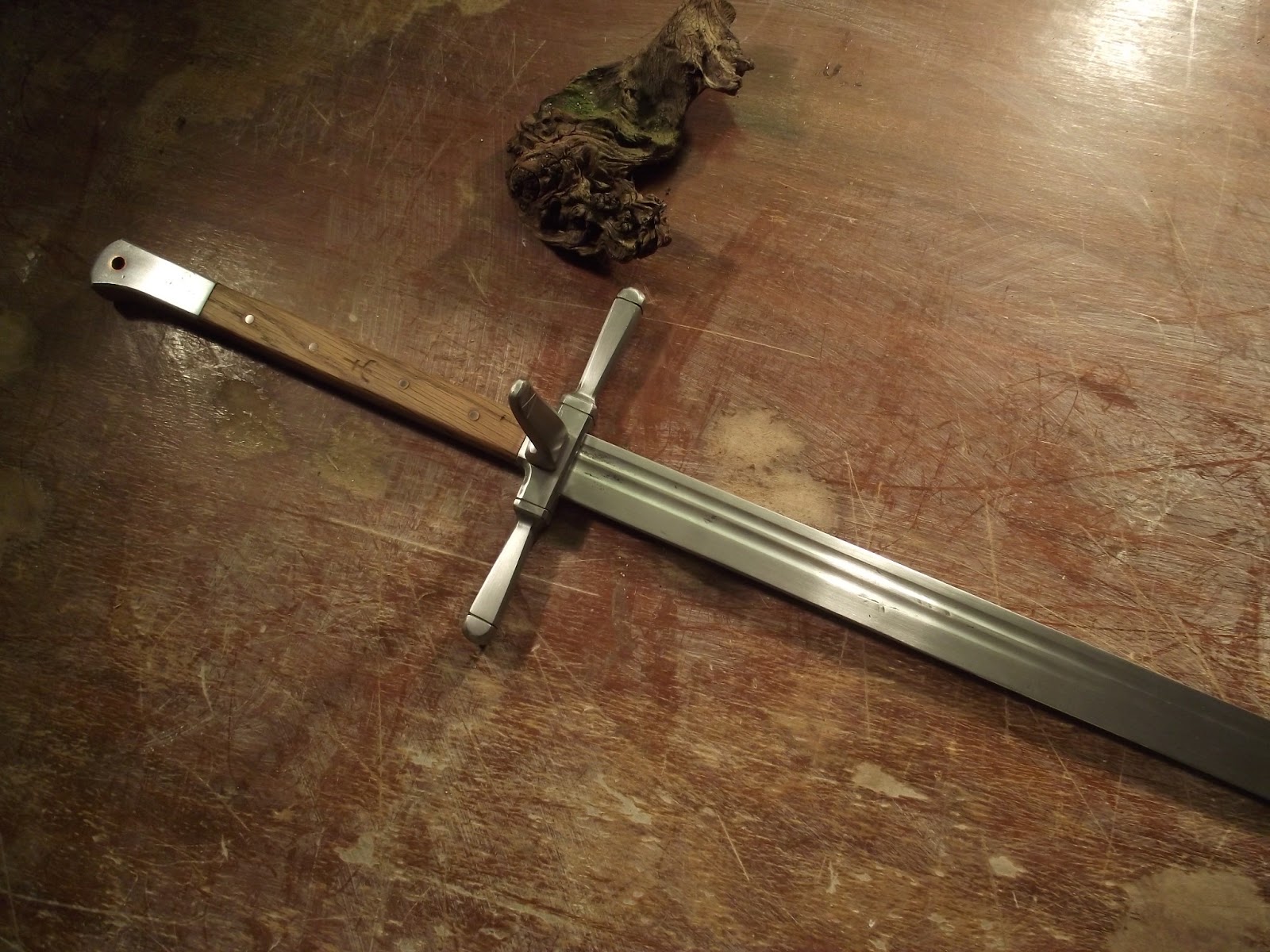 The New Hearth: Grosse Messer