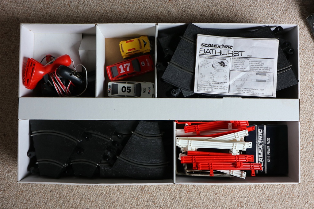 80sHERO: Bathurst 1989 in 1/32: The Scalextric Sierras..