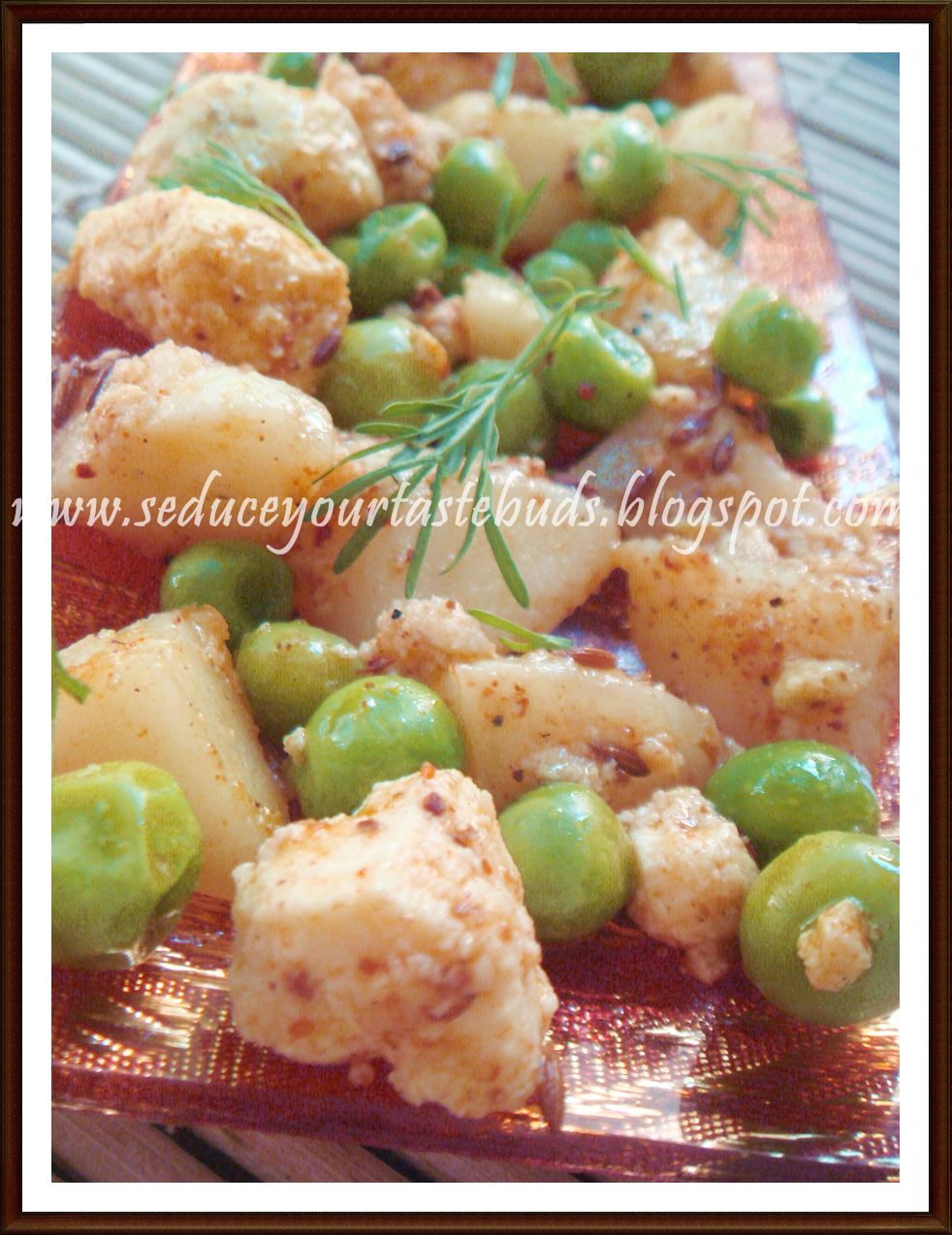Aloo Paneer Chaat | Potato Cottage Cheese Chaat - Seduce Your Tastebuds...
