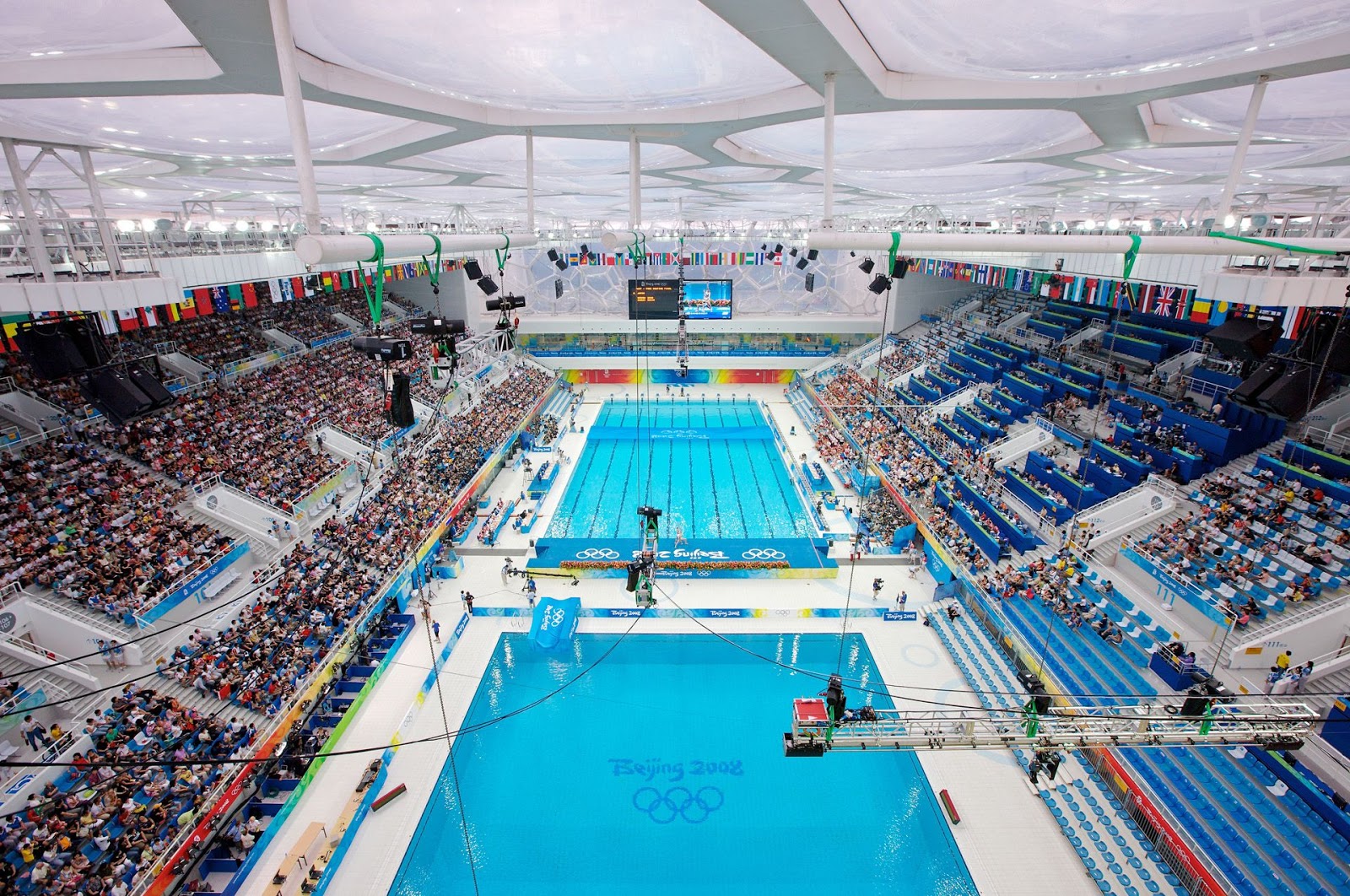 3 BİNA | THREE BUİLDİNGS