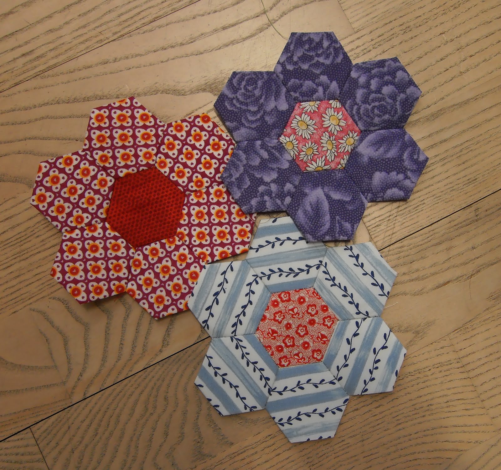 Patchwork-blomsten: 100 patchwork-blomster ....