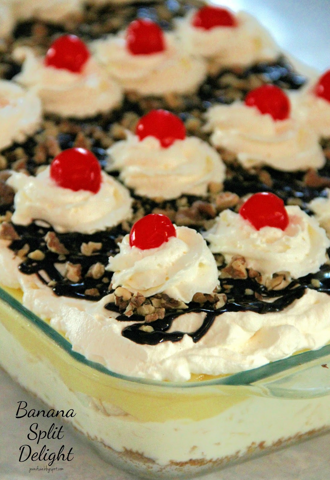 Jo and Sue: Banana Split Delight