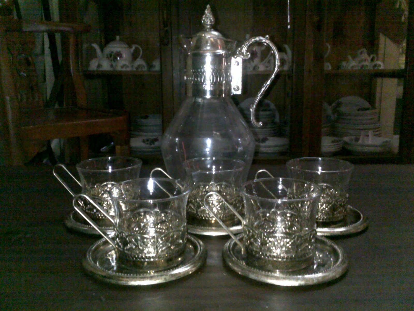 THE MALAYSIAN PICKERS: JUG ANTIK KACA WITH BESI....