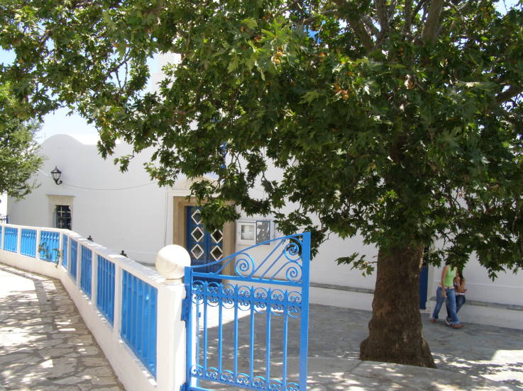 ΠΑΛΙΕΣ ΦΩΤΟΓΡΑΦΙΕΣ ΤΗΣ ΚΩΜΙΑΚΗΣ: ΤΡΑΓΟΥΔΙΑ ΚΑΙ ΧΟΡΟΙ ΑΠΟ ΤΗΝ ΚΩΜΙΑΚΗ ...