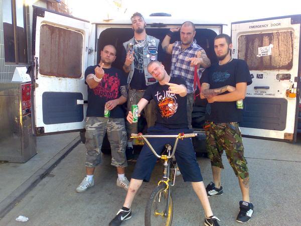 it na europa: Irlanda - Dublin veja o gueto desta cidade