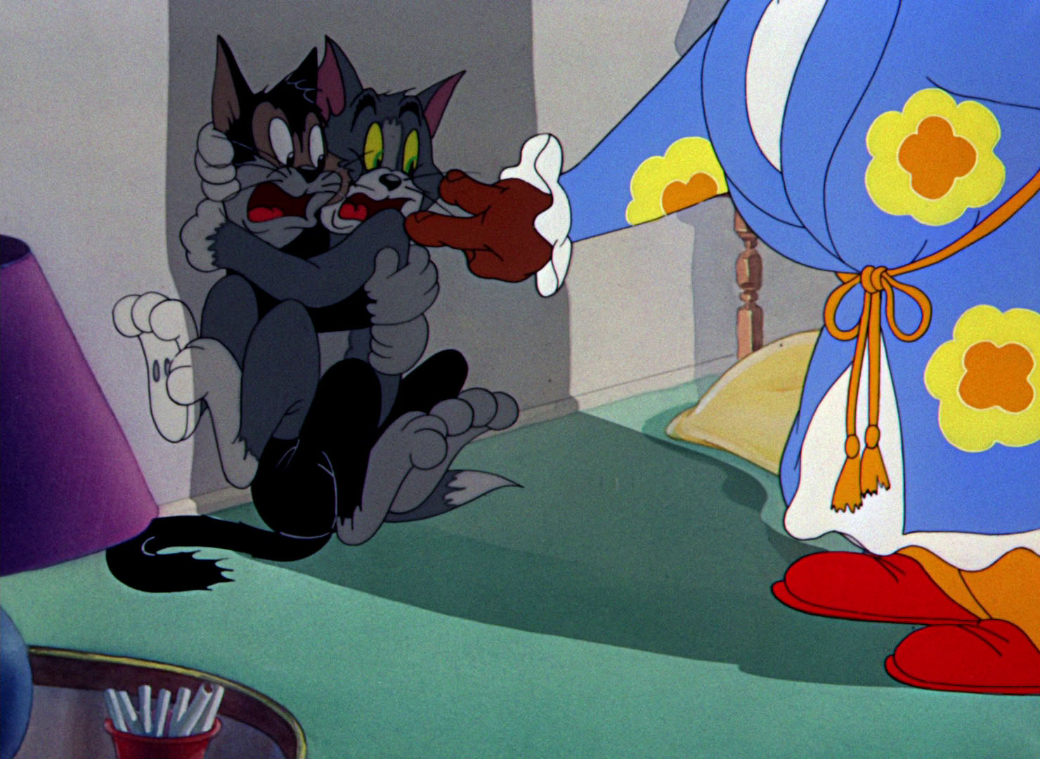 Tom & Jerry Pictures: "A Mouse in the House"