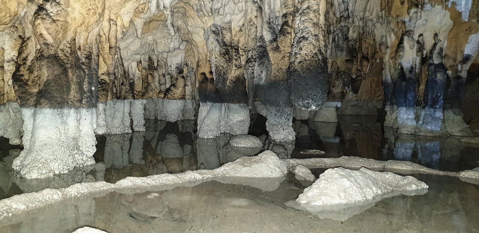 Pasionati de frumos !: Cheile Șugău - Peștera Tunel - Peștera Munticelu ...