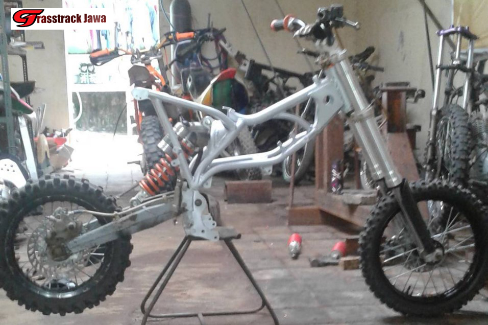 Sketsa Rangka Grasstrack Terbaru Model Bebek Standar - Tips dan trik ...