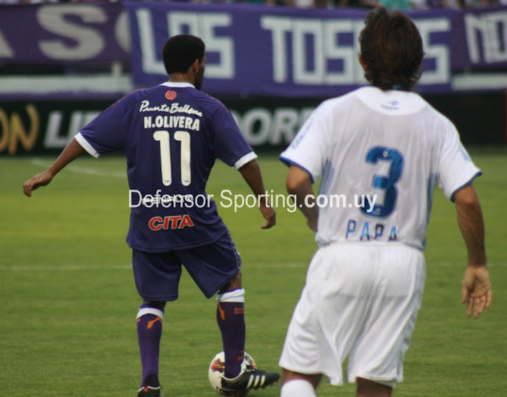 Fútbol Mundial Kits - Uruguay: Defensor Sporting - 2012 (libertadores)