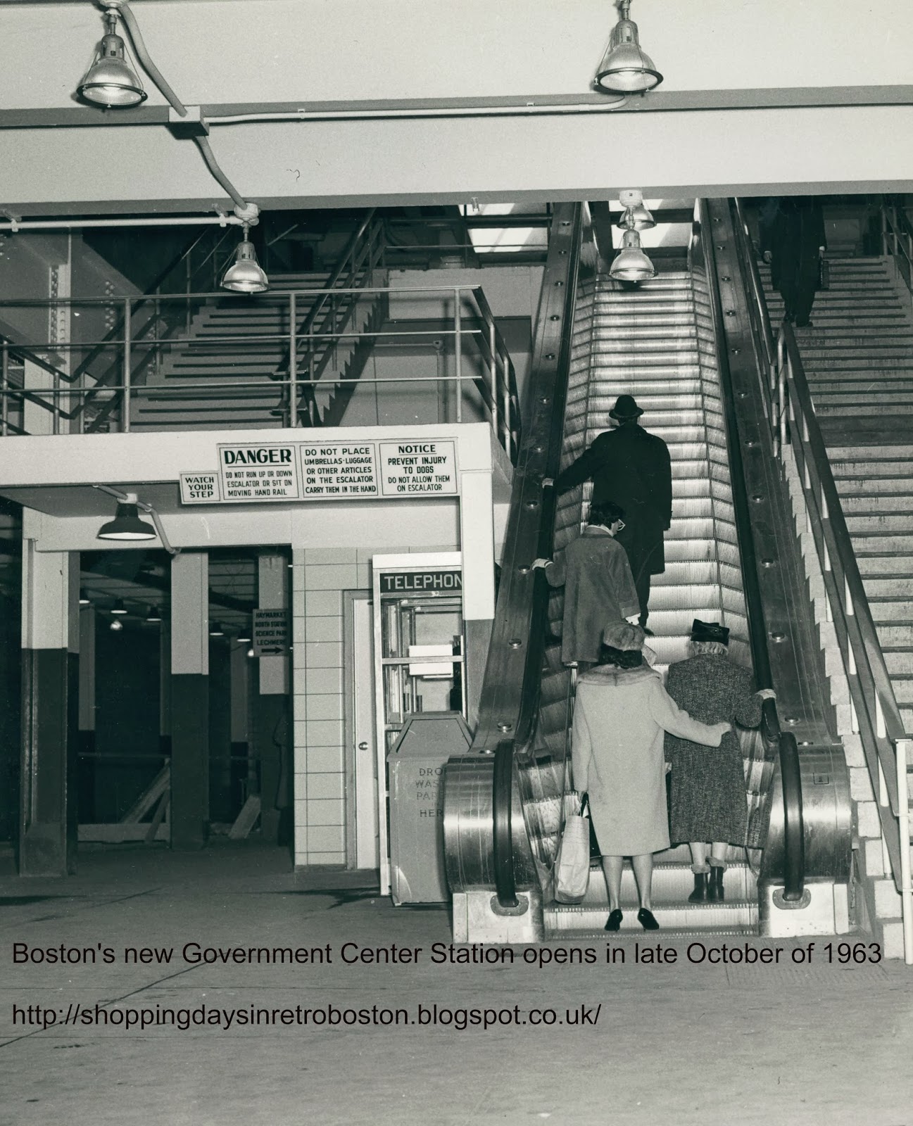 Shopping Days In Retro Boston