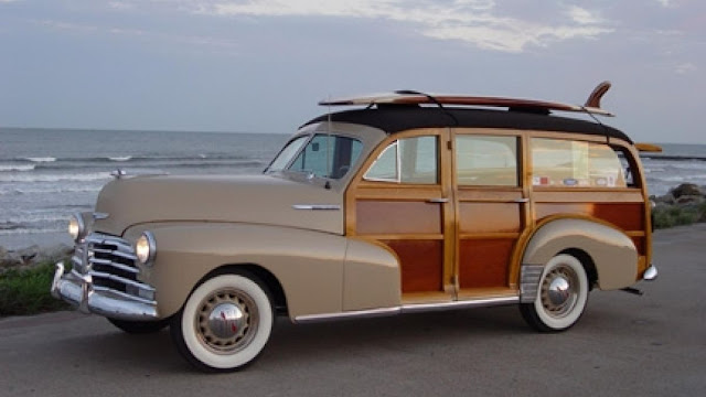 20 of the Coolest Vintage Surf Wagons ~ Vintage Everyday