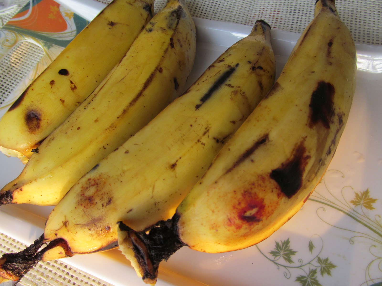 Welicious Delicious: Kerala Pazham Pori/Banana fritters