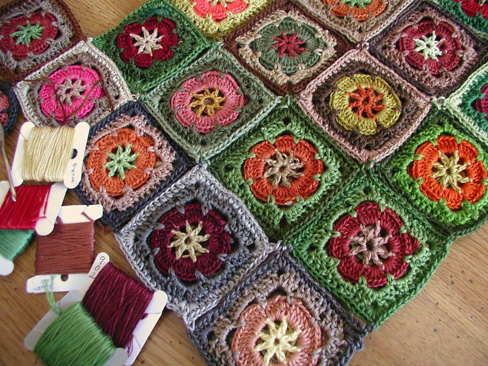 Fiddlesticks - My crochet and knitting ramblings.: Crazy Insane Granny ...