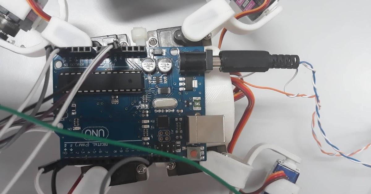 Araña robótica con Arduino