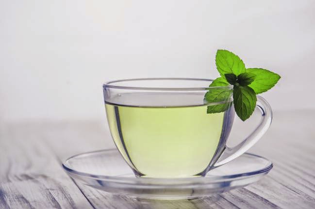 Receta de té de apio que te hará adelgazar