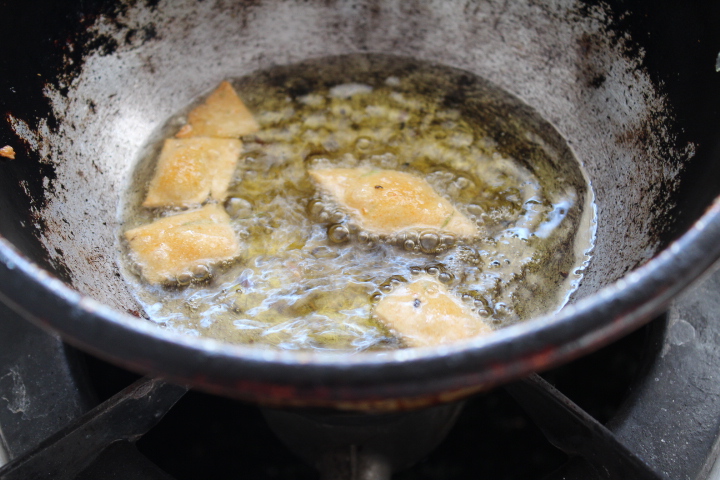 SPICY WHEAT CHIPS ( BAKED AND DEEP FRIED)