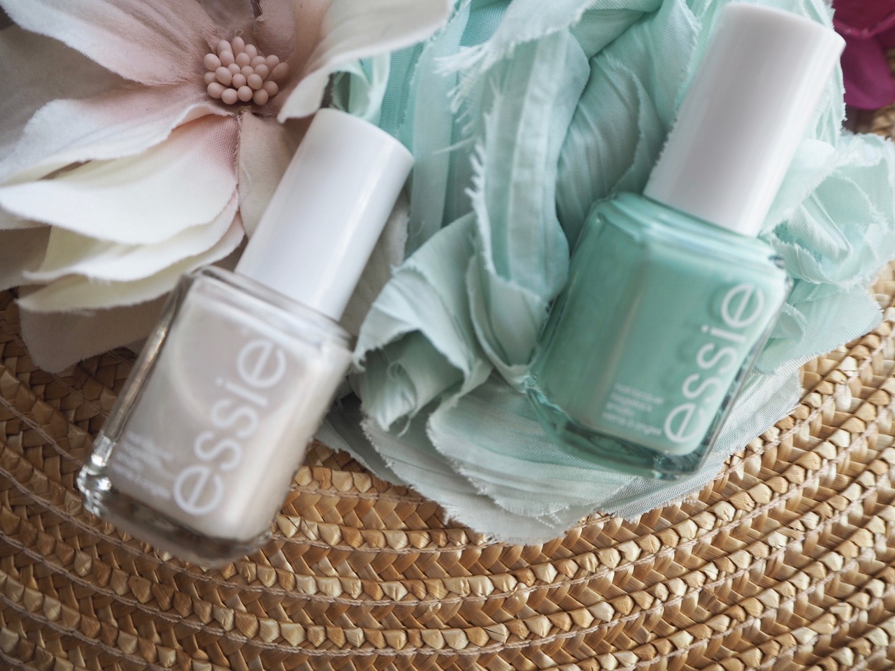 MAITUINS: MAINAILS ESSIE SUMMER18