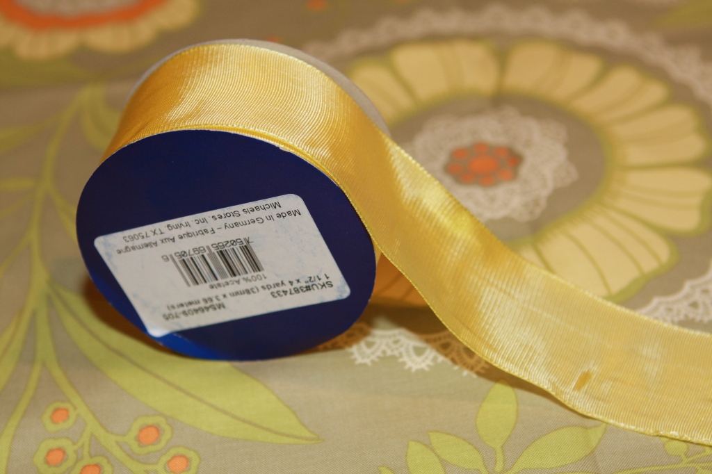 Notes.: Easy steps: How to make organza and fabric flowers.