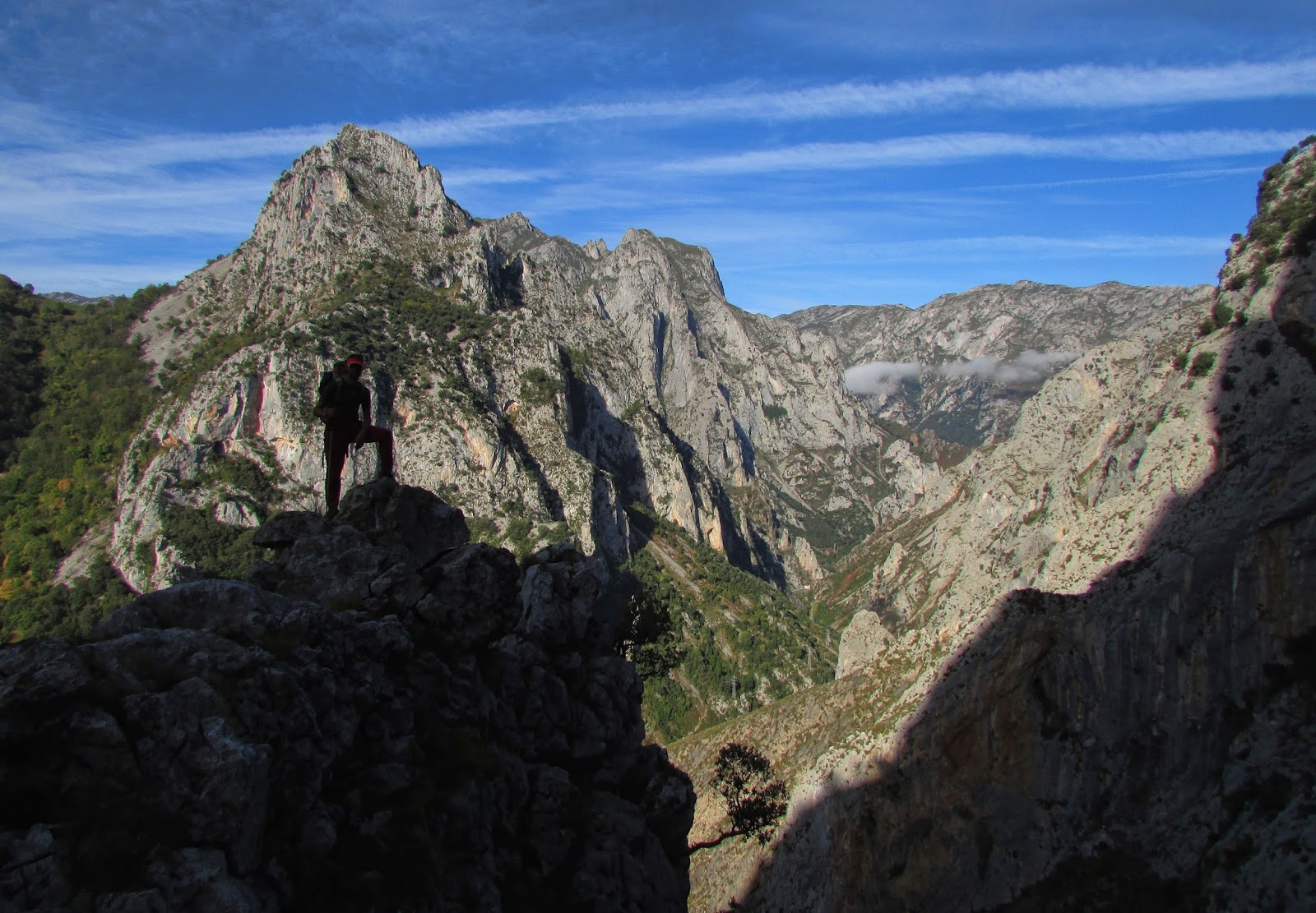 El blog de Victor Sanchez: Escalada "La Neblina". Una joya que sin duda ...
