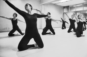 MANIFESTACIONES EXPRESIVAS DENTRO DE UNA DRAMATIZACIÓN