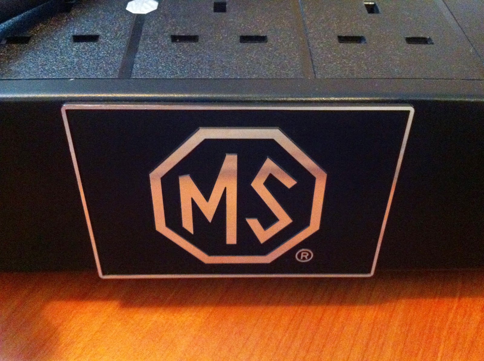 Maxx Audio Visual: MS HD Power E02 power sockets (used)