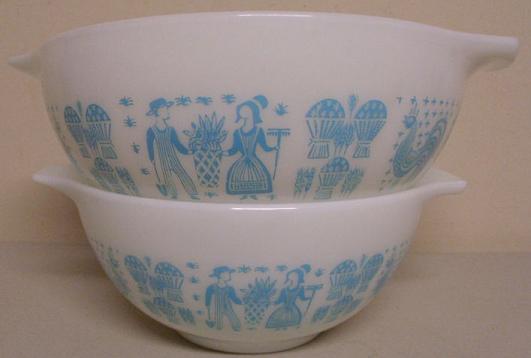 Sir Thrift A lot: Some Pyrex coming my way.