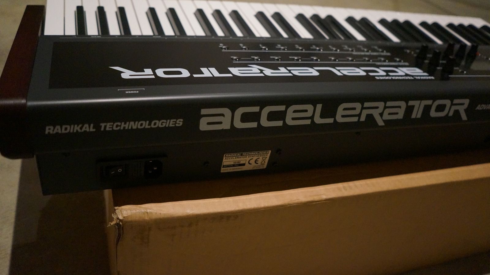 MATRIXSYNTH: Radikal Technologies Accelerator Synthesiser Keyboard SN 15102