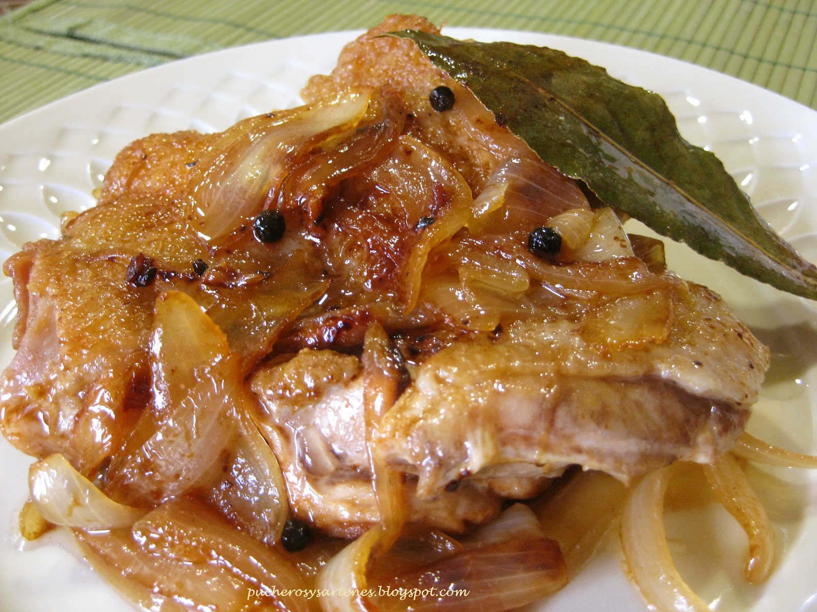 Pucheros y sartenes: Pollo con cebolla caramelizada
