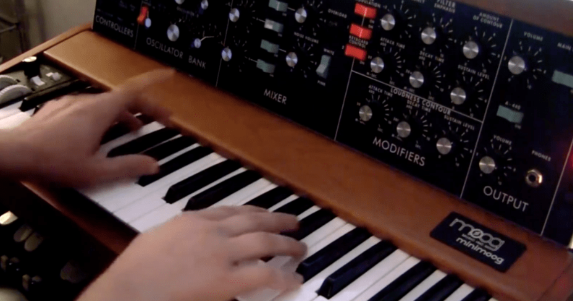 Live Synthesizer Music