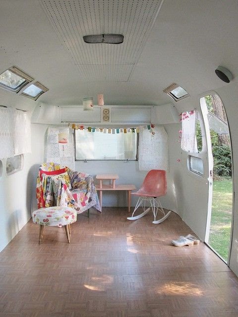 Catching Dragonflies: Vintage Camper into... Art Studio...