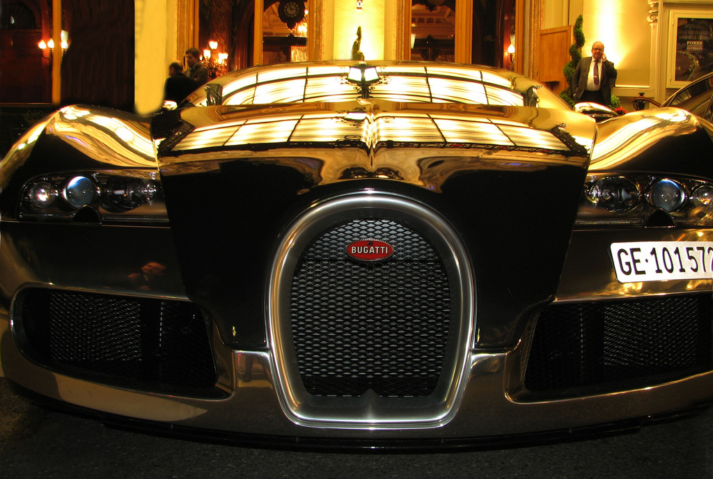 Bugatti Collection: Bugatti in the streets..