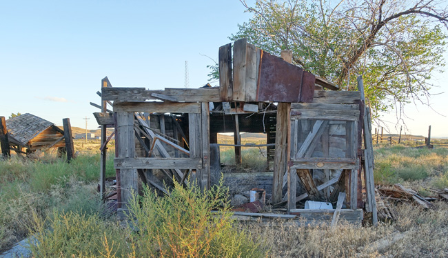 Dead and Dying: Sego ghost town and Thompson Springs, Utah