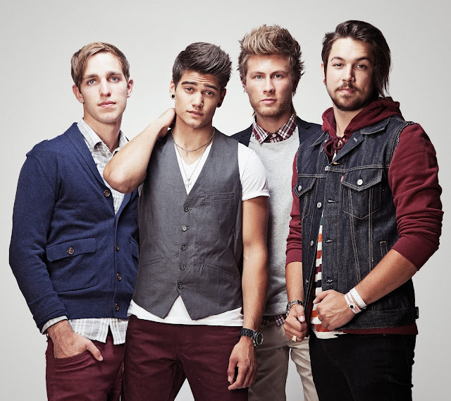 Twenty For Seven ~ Marco Negry Comunicação