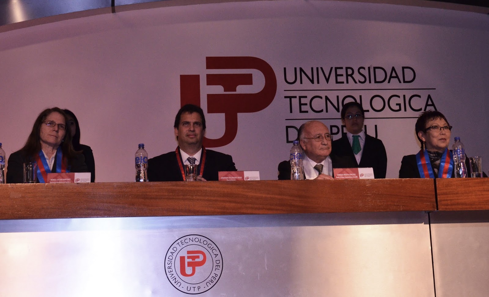 UTP premió a los mejores 2013 – I - FACO UTP Comunicaciones