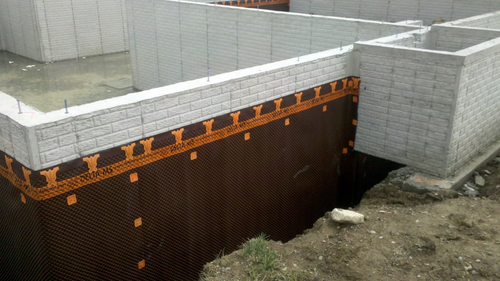 Building a NAPLES with Ryan Homes OHIO: Foundation Wrap and Waterproofing