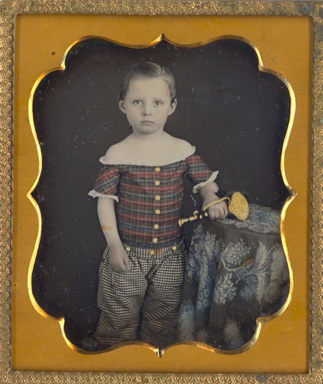 Early Tinted Photography – 25 Stunning Hand-Coloring Photographs of ...
