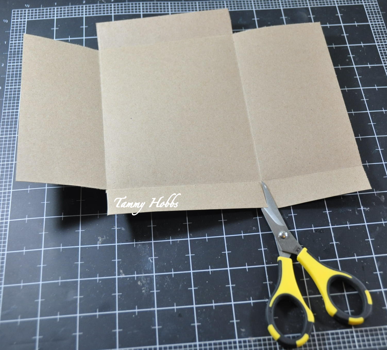 Creating Somewhere Under The Sun: Kraft Journal Tutorial - Make Your ...