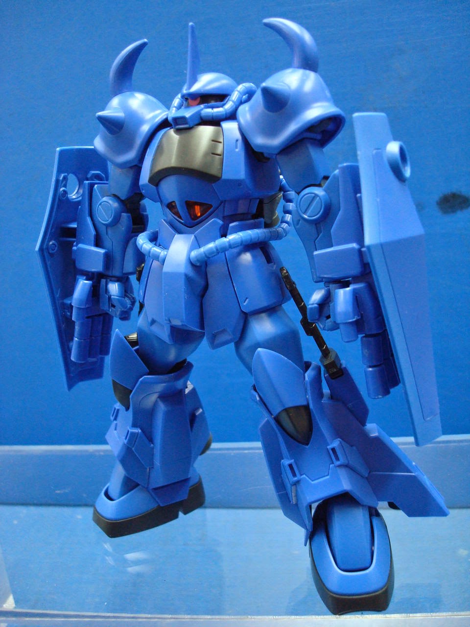 GUNDAM GUY: HGBF 1/144 Gouf R35 - Review by Koba6068