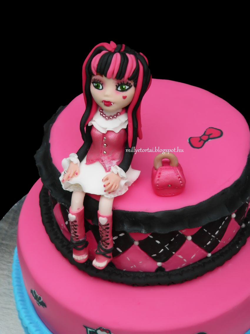 Millye finomságai: Monster High torta és Draculaura / Monster High cake ...