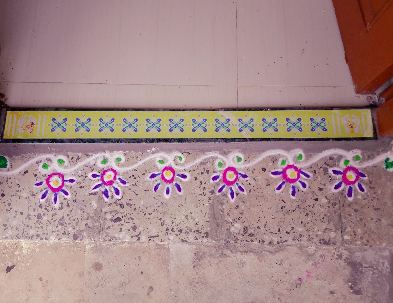 Simple and Easy Rangoli