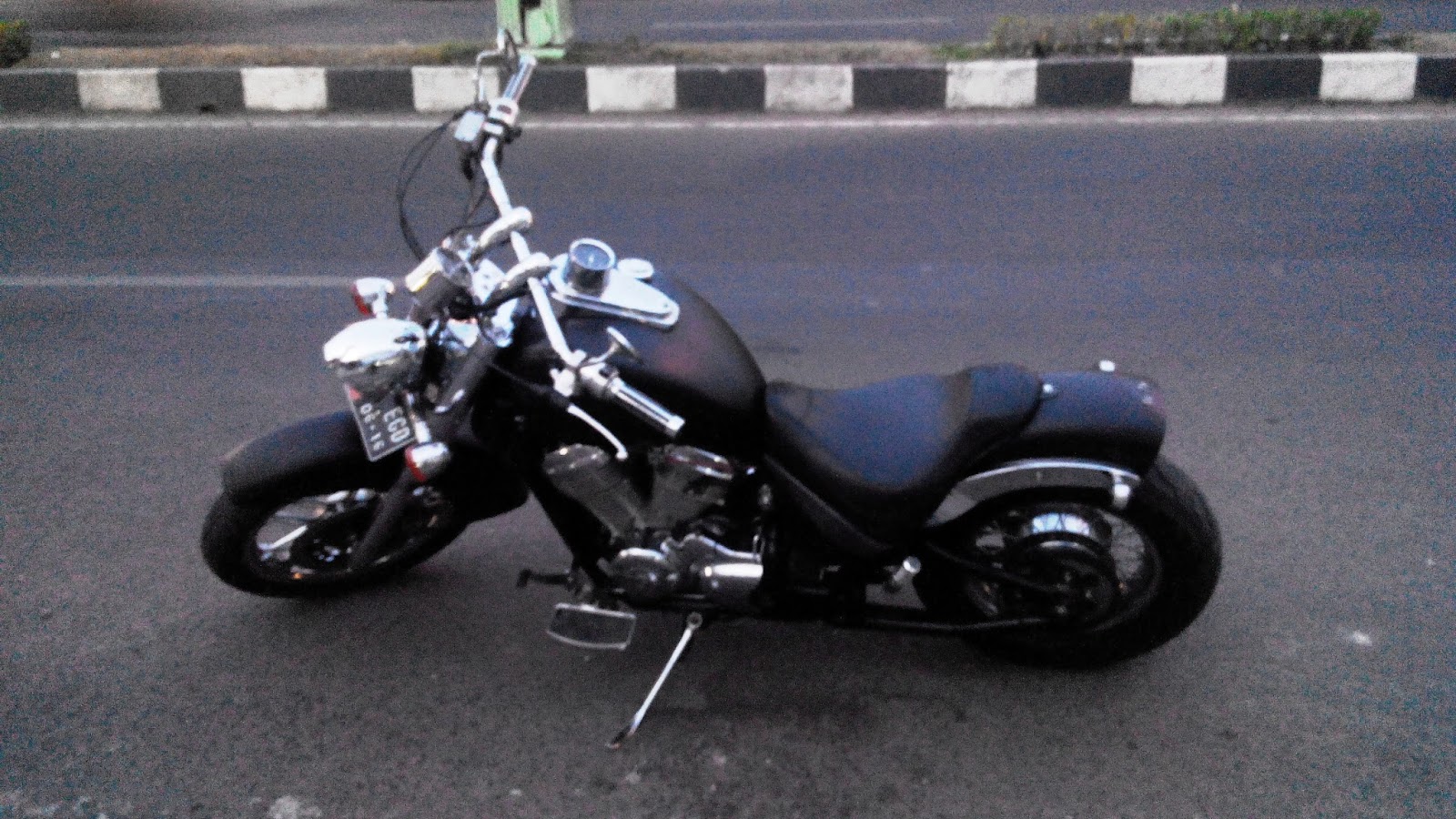 CLASSIC BIKERS SHOP: Honda Steed 400 cc Custom Rp. 35 Juta