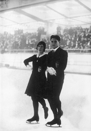 Skate Guard: Two Hits Of Hungary: The Emília Rotter And László Szollás ...