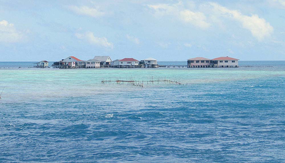 Tahiti, ses îles et autres bouts du monde: Maiao, aux Îles-du-Vent